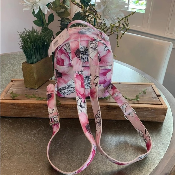 Betsey Johnson | Bags | Betsey Johnson Pink Floral Hibiscus M Backpack ...